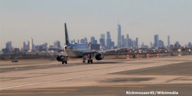 FAA Extends Flight Cap Restrictions at New York Area Airports